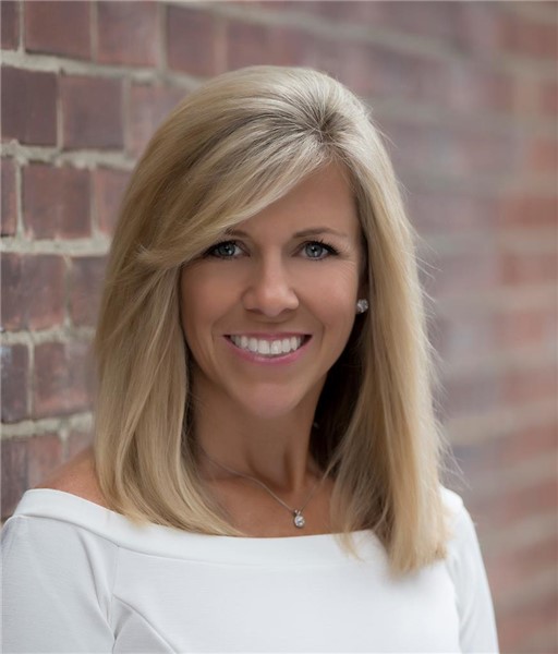 About Mary-Kate - MaryKate Kurop